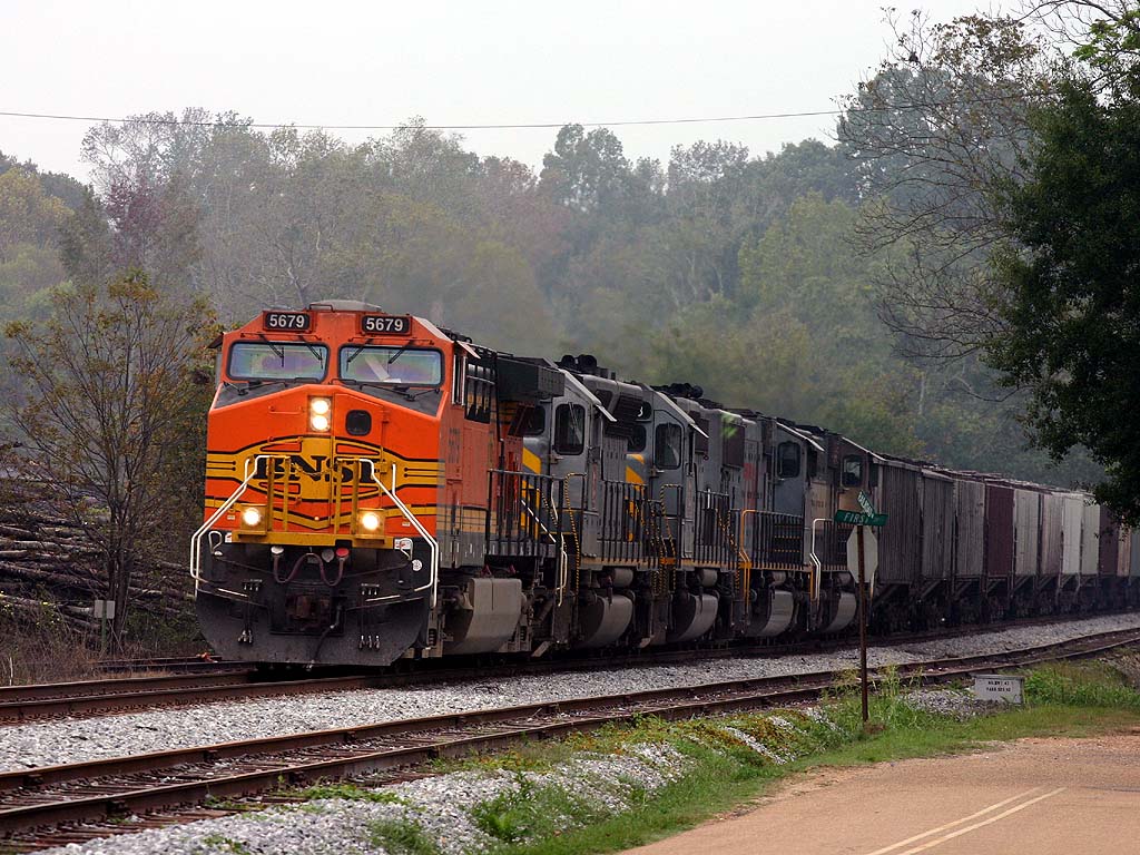 BNSF 5679